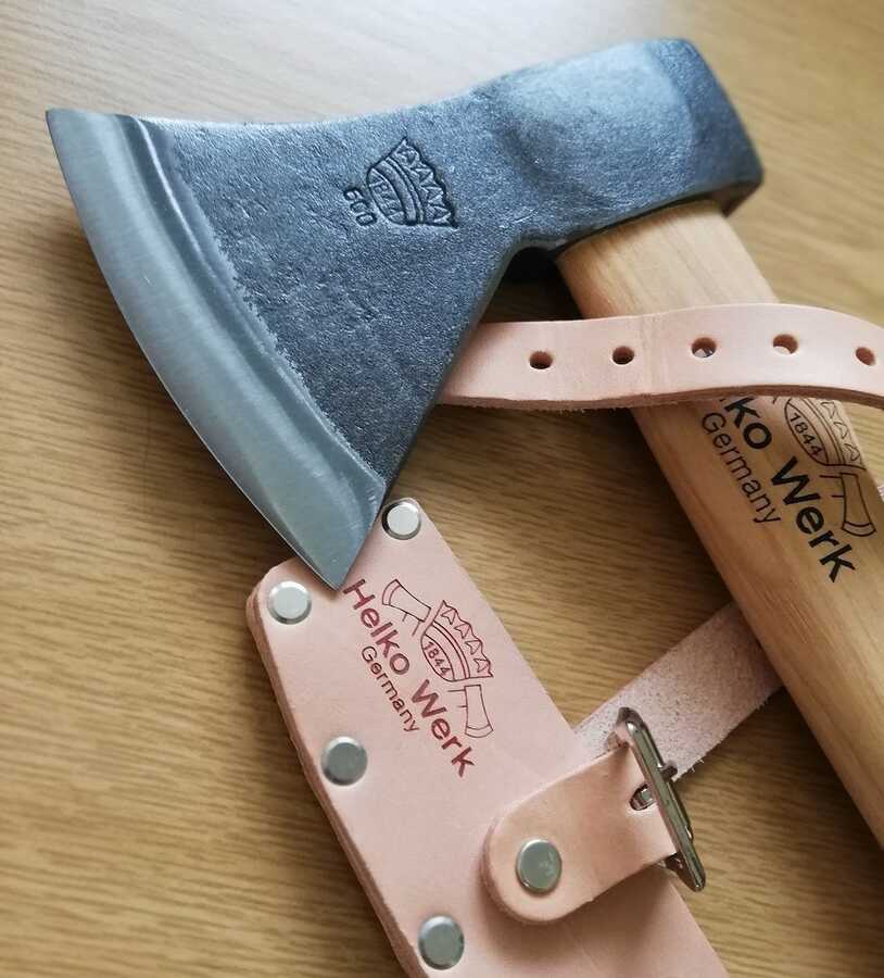 Helko Werk Black Forest Hatchet » Güney Av