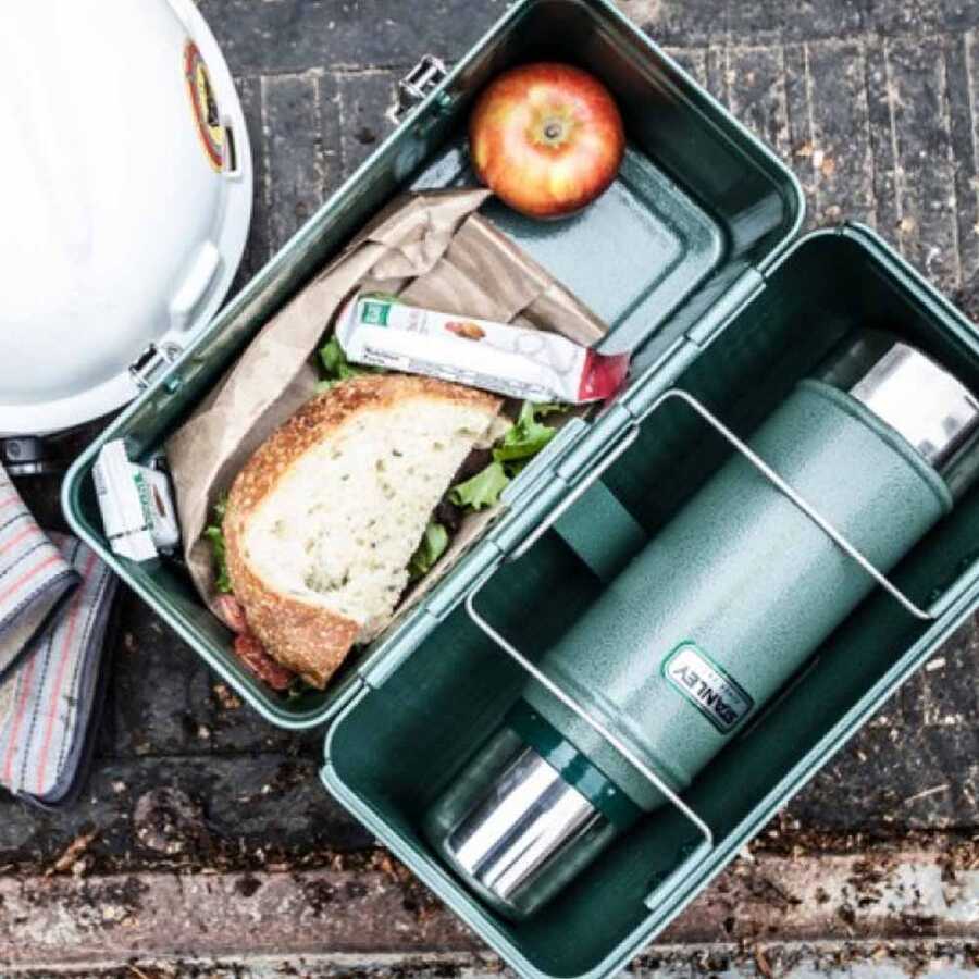Stanley Classic LunchBox 9,4Lt Metal Çanta Yeşil | Güney Av
